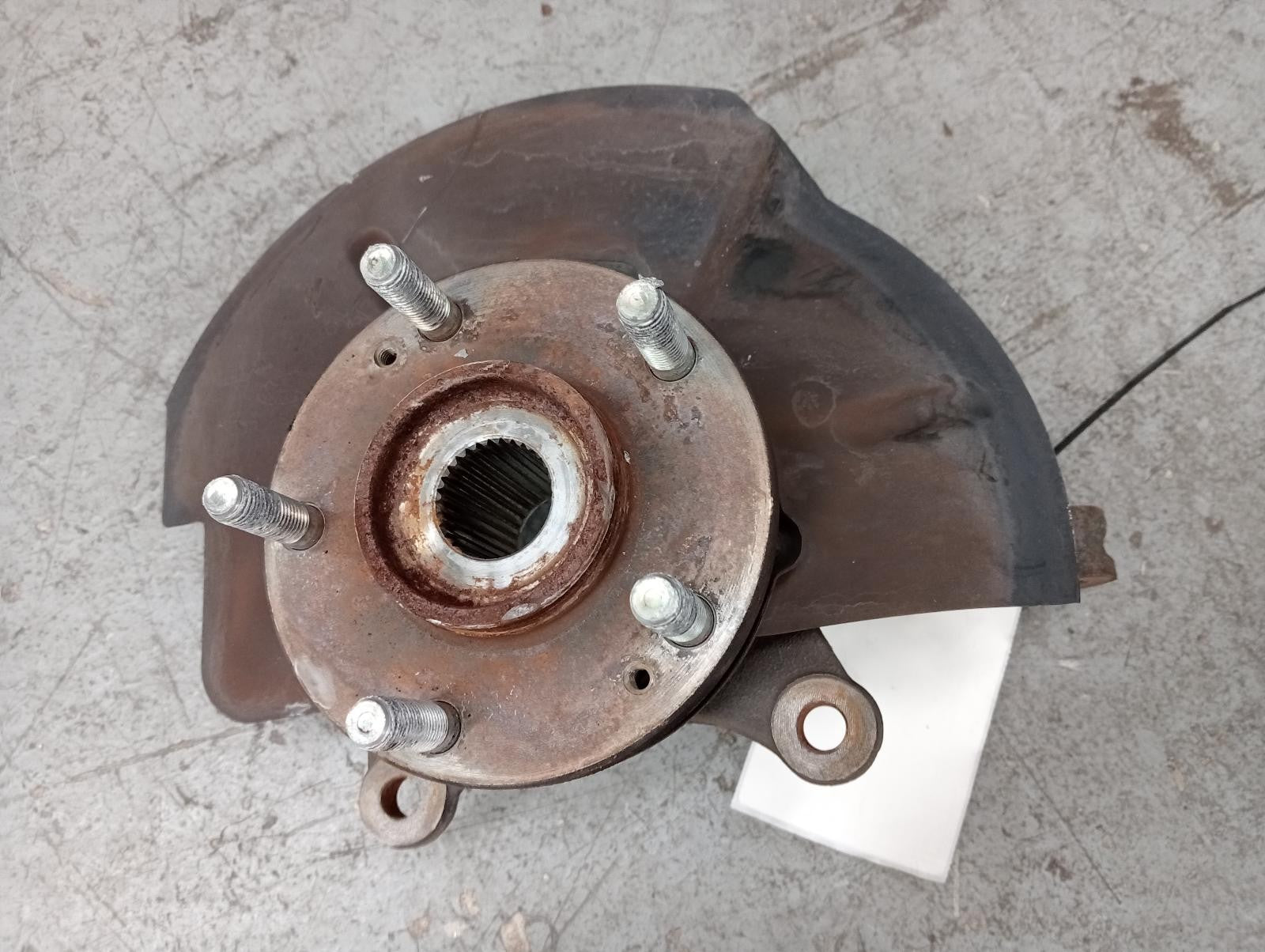 HYUNDAI IX35 RIGHT FRONT HUB ASSEMBLY LM SERIES, 4WD, DIESEL, 11/09-01 ...