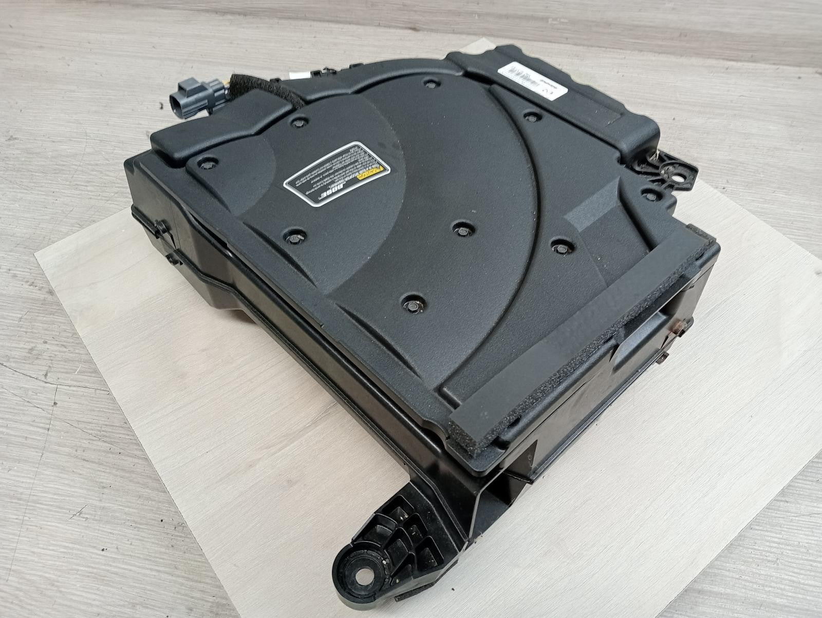 MAZDA CX9 STEREO/HEAD UNIT SUB WOOFER ONLY, TB, 12/07-12/15 2012 – JCS ...