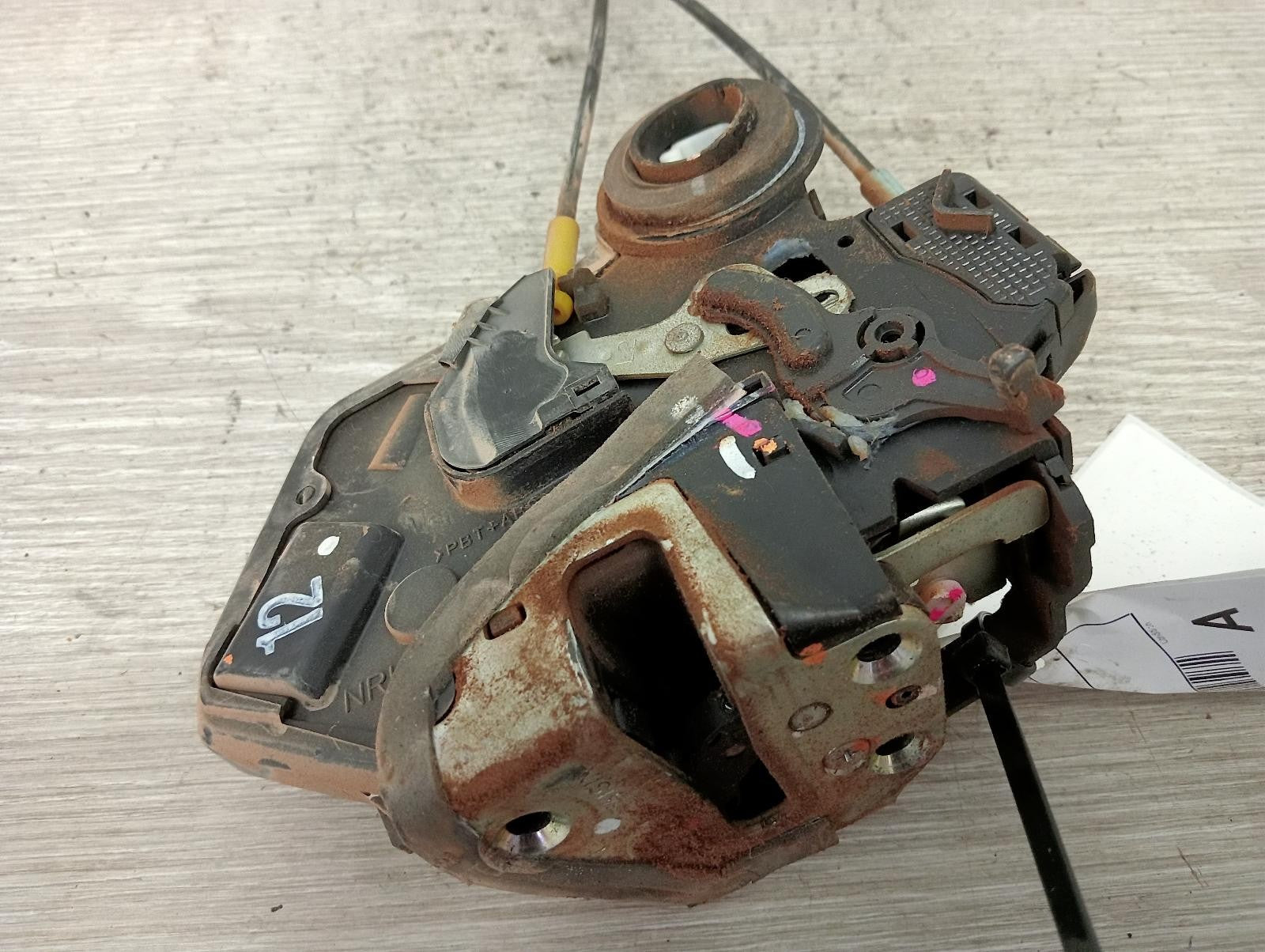 TOYOTA HILUX LOCK MECHANISM LEFT REAR DOOR LOCK, POWER, 02/05-08/15 20 ...