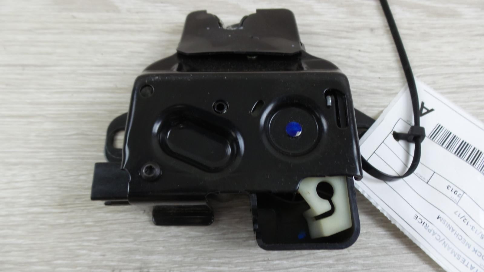 HOLDEN STATESMAN/CAPRICE LOCK MECHANISM BOOTLID LOCK, WN, 05/13-12/17 ...