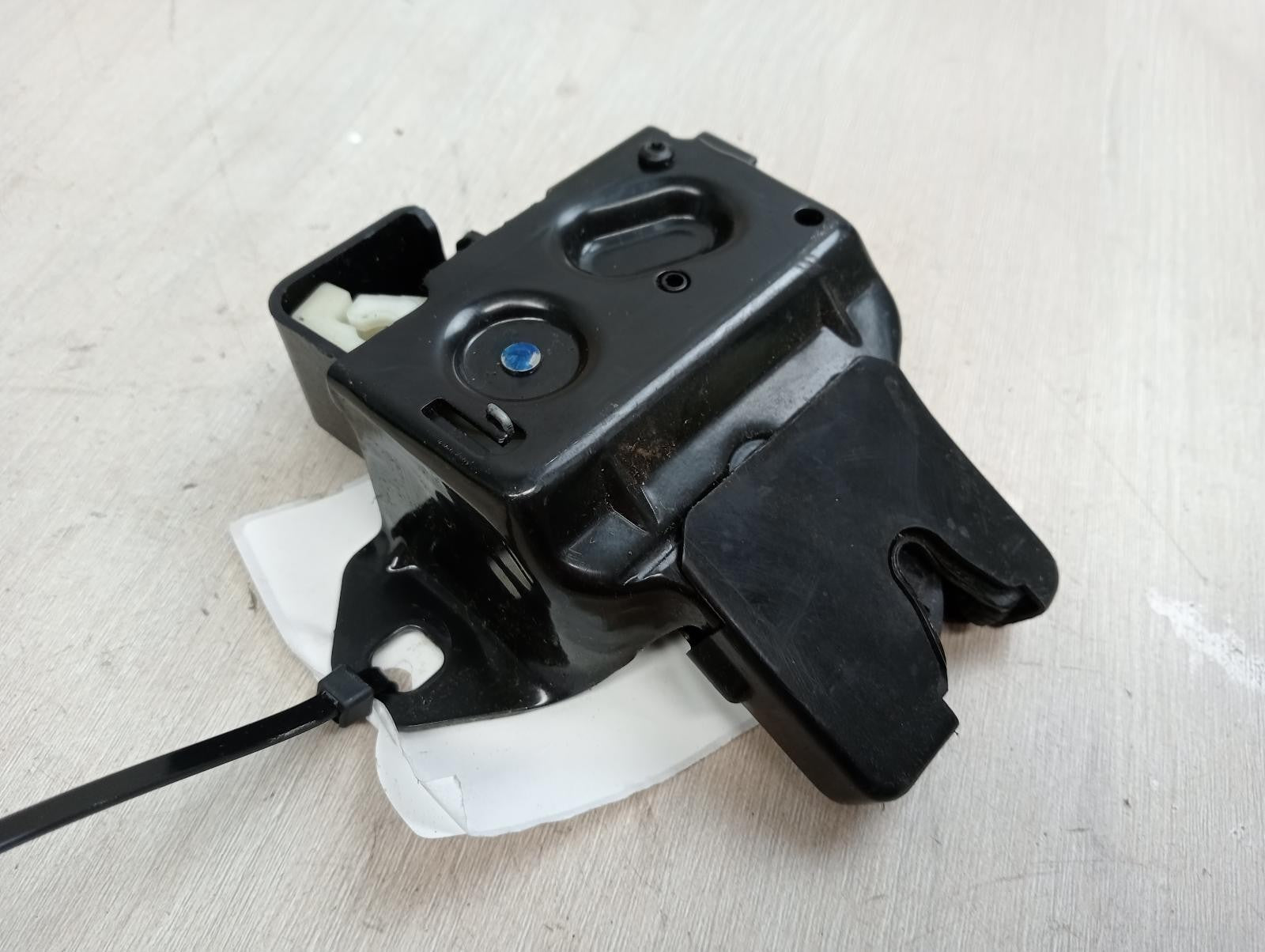 HOLDEN COMMODORE LOCK MECHANISM BOOTLID LATCH, VE-VF, 08/06-12/17 2008 ...