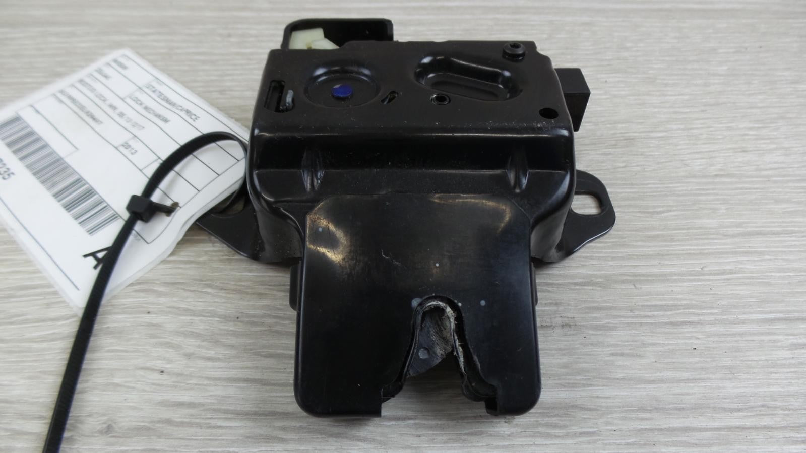 HOLDEN STATESMAN/CAPRICE LOCK MECHANISM BOOTLID LOCK, WN, 05/13-12/17 ...