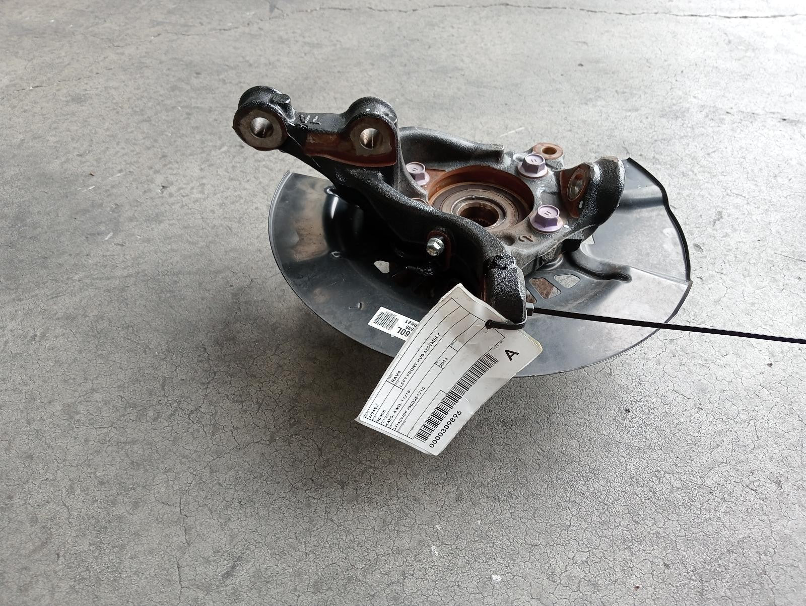 TOYOTA RAV4 LEFT FRONT HUB ASSEMBLY XA50, AWD, 11/18- 2024 – JCS Parts ...