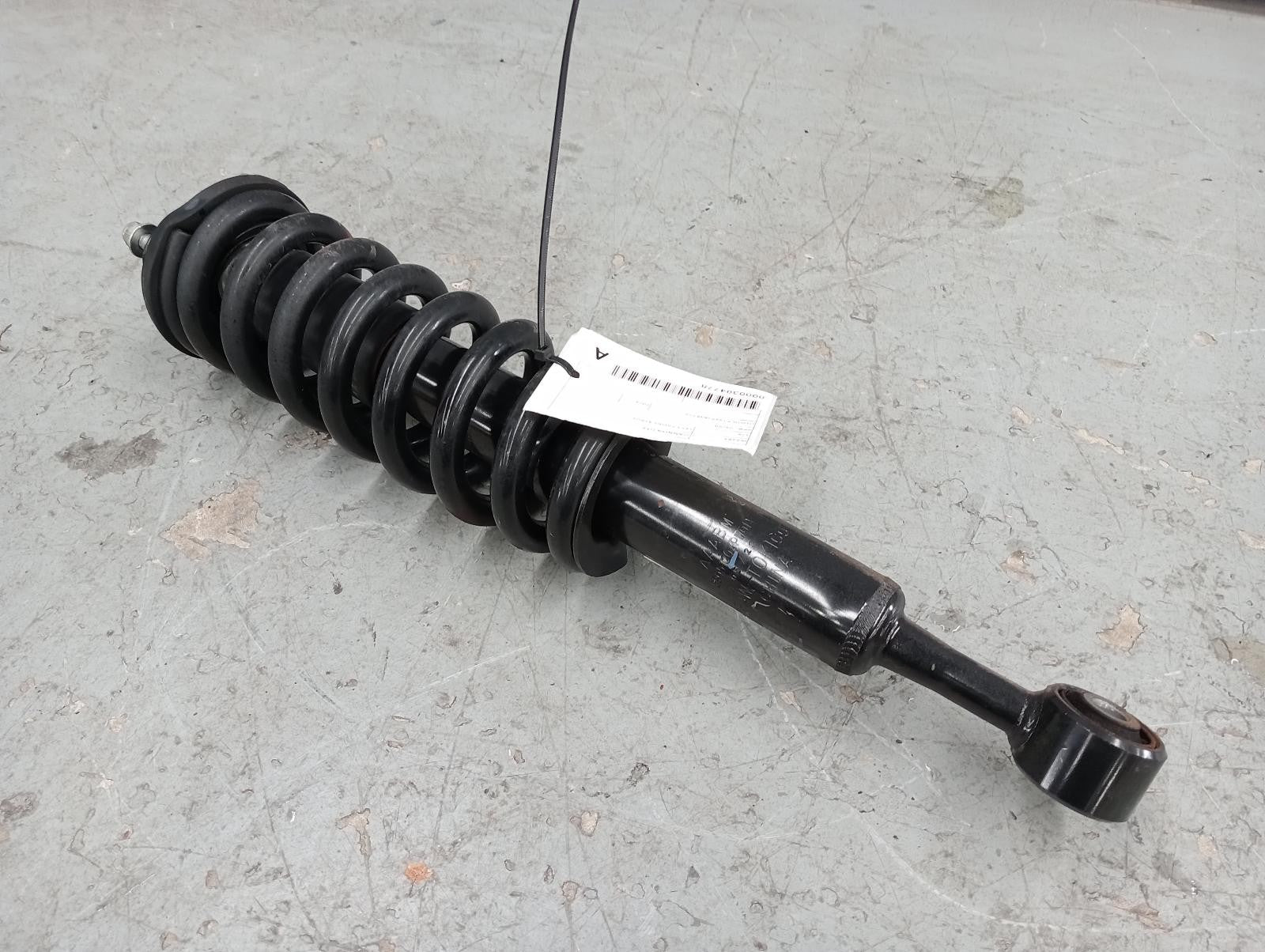 GREAT WALL CANNON UTE LEFT FRONT STRUT NPW, 09/20- 2024 – JCS Parts ...