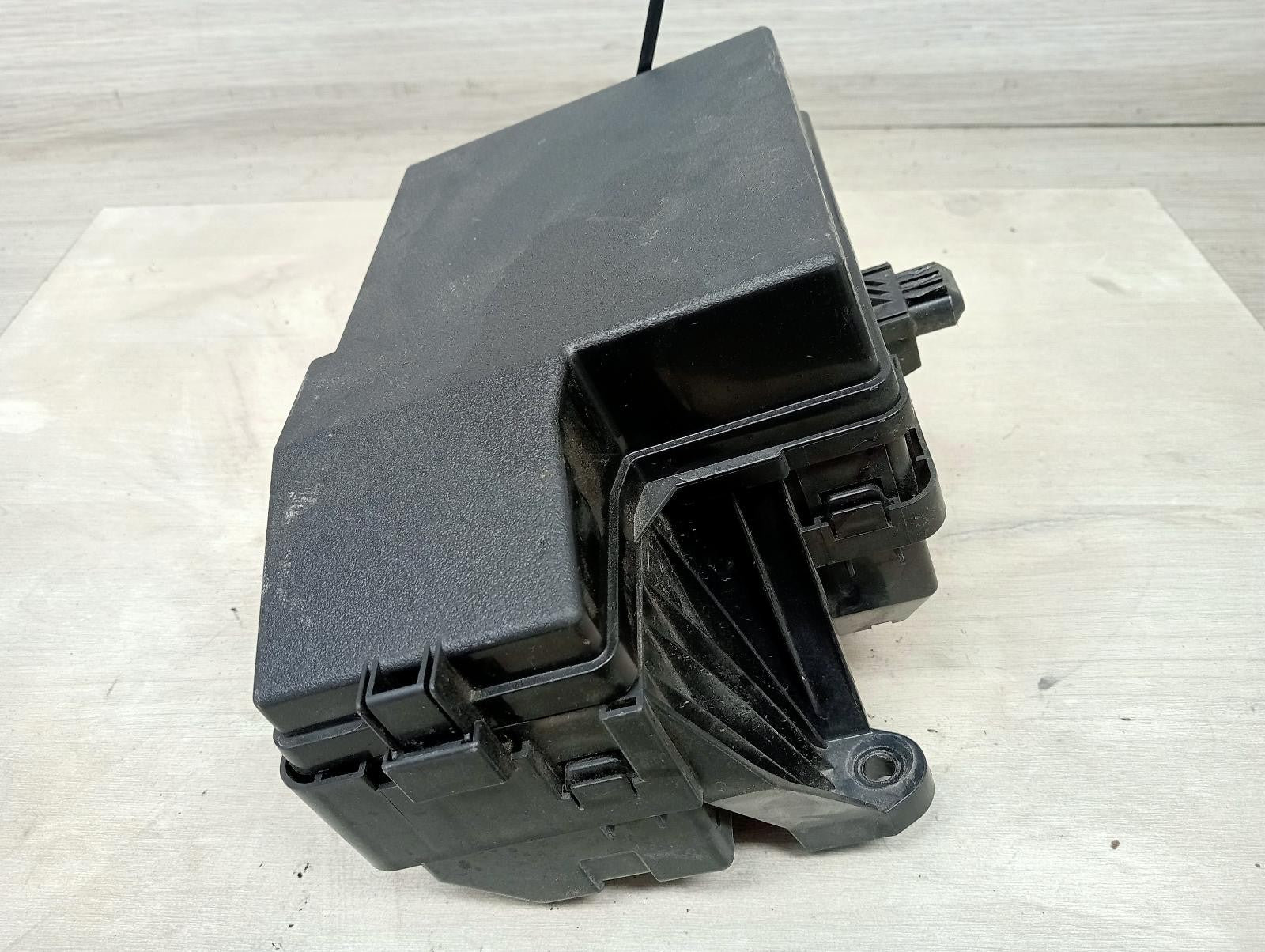 MITSUBISHI TRITON FUSE BOX ENGINE BAY, DIESEL, 2.4, AUTO, MR, 11/18-10 ...