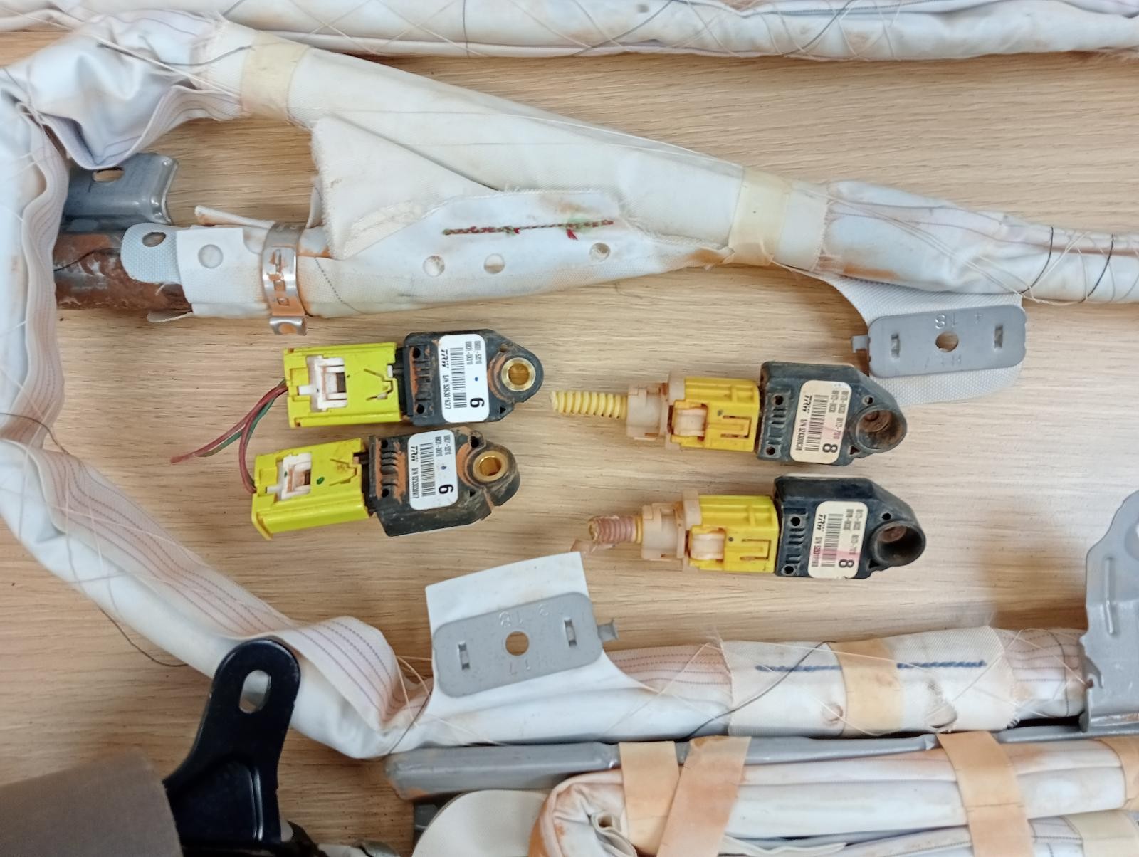 TOYOTA HILUX AIRBAG ASSEMBLY DUAL AIRBAG ASSY, W/ AUDIO CONTROL TYPE ...